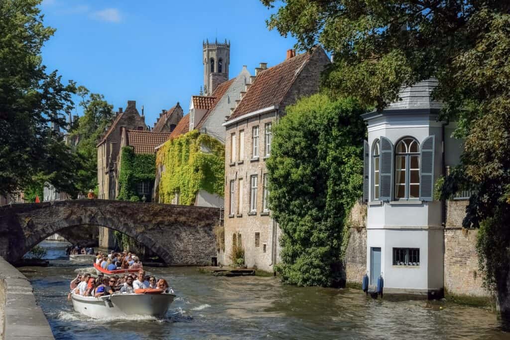 Land mit B 🏖️ große Liste mit vielen Bildern & Erklärungen