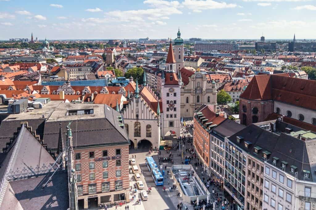 Stadt mit M 🌇 große Liste mit vielen Bildern & Erklärungen