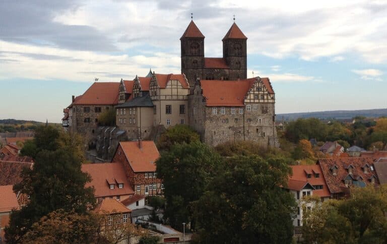 Stadt mit Q 🌇 große Liste mit vielen Bildern & Erklärungen