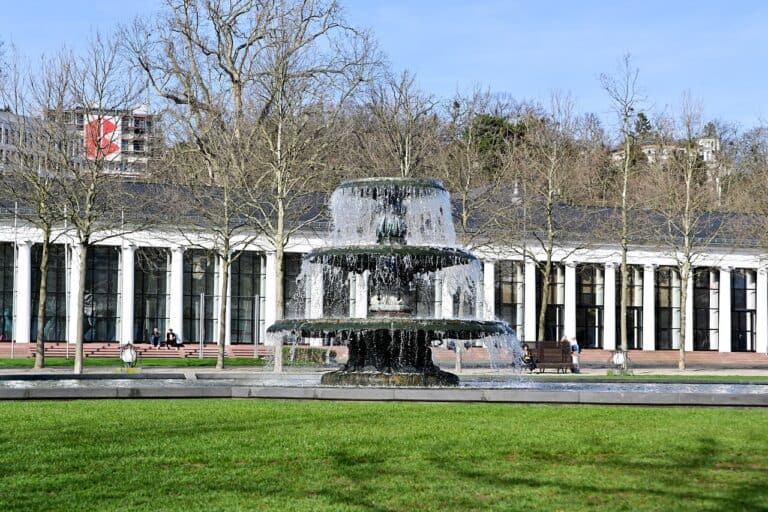 Stadt mit W 🌇 große Liste mit vielen Bildern & Erklärungen